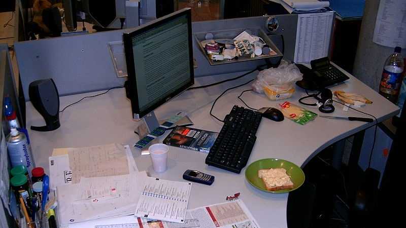 10 ways your office is bad for your health