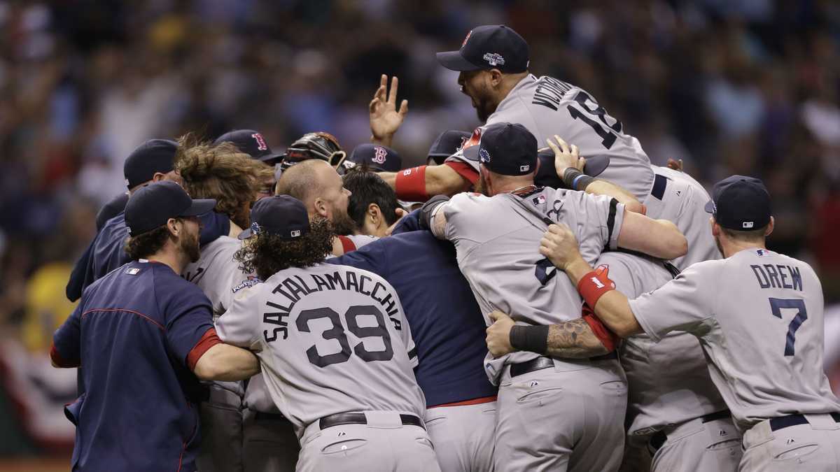Goggles on: Sox celebration photos