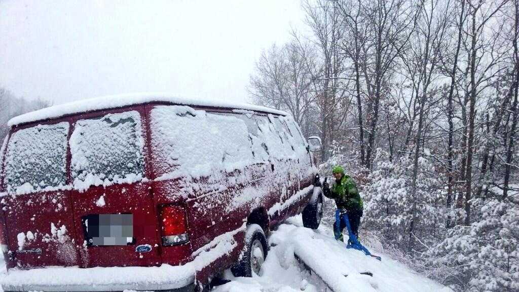 Photos: Heavy snow causes crashes