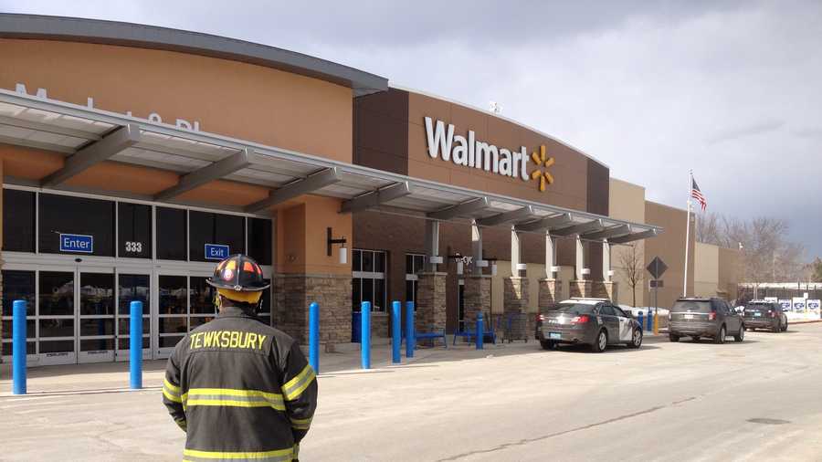 Walmart evacuated after bomb threat called in