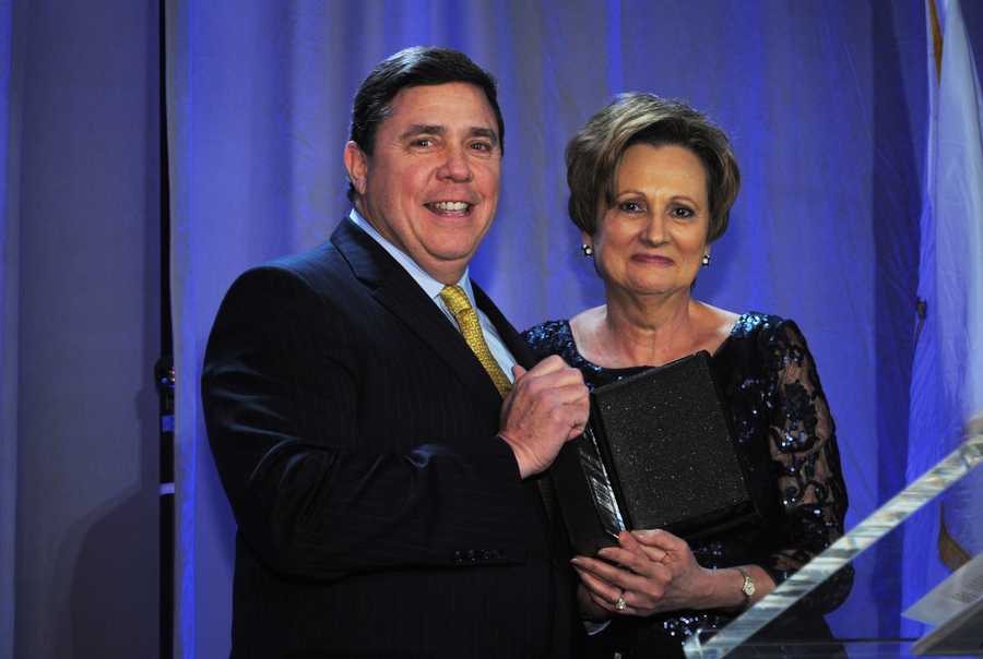 Coldwell Banker raises money for wounded veterans