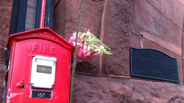 Gov. Patrick, Tom Brady honor fallen firefighters