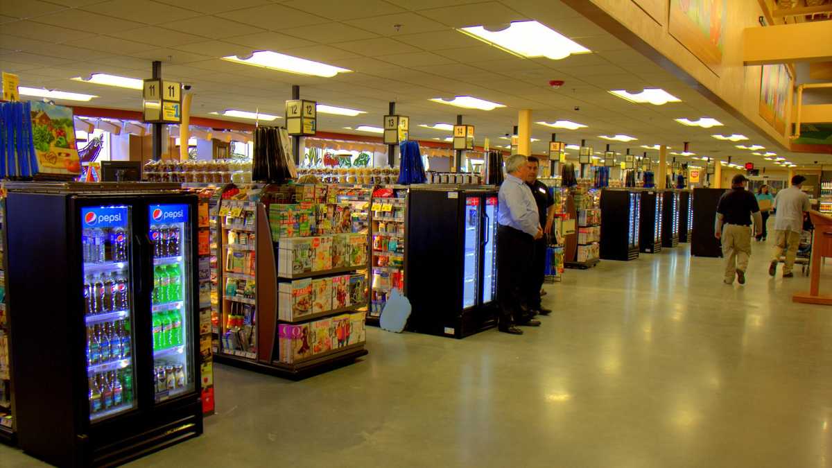 Inside Wegmans: Much-anticipated supermarket opens