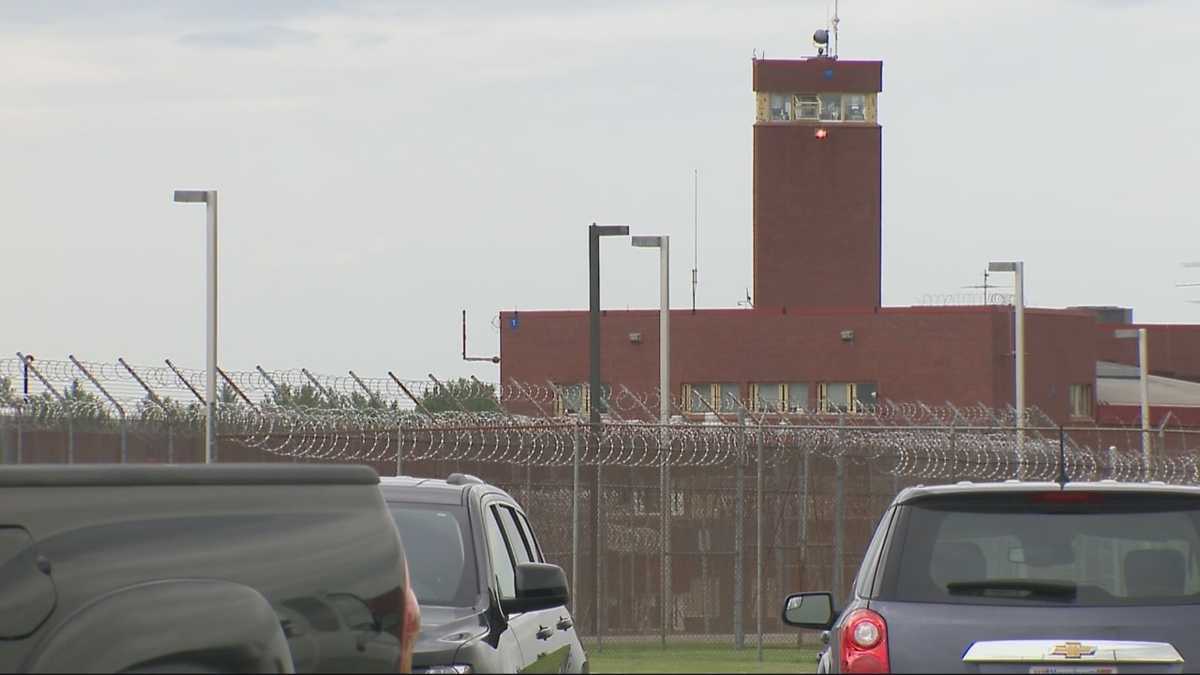 Bridgewater State Hospital guards fired after inmate death