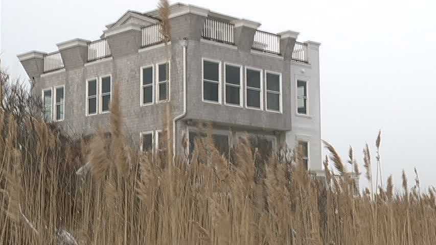 Oops! $1.8M house mistakenly built on wrong land