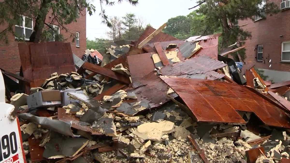 Roof ripped off Waltham apartment buildings