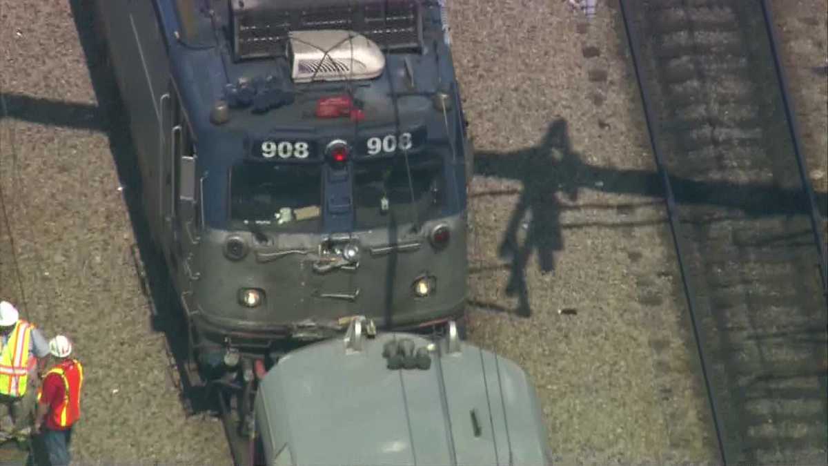 Photos: Amtrak, MBTA train involved in South Station crash