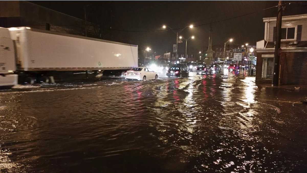 Heavy rain leads to flooding