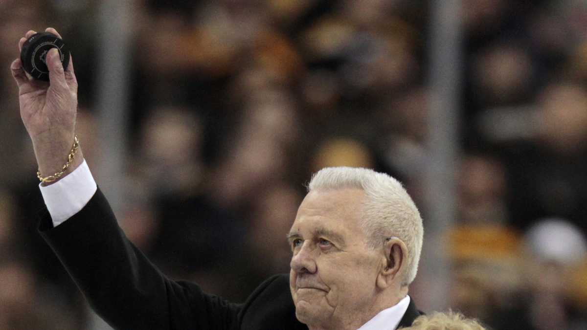 Bob Wilson, longtime Bruins announcer, dies at 85