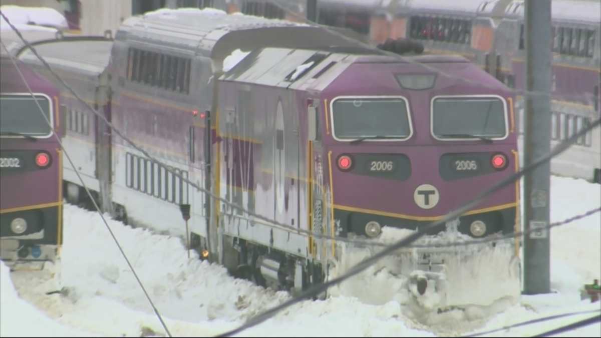 Commuter rail gets back to full service