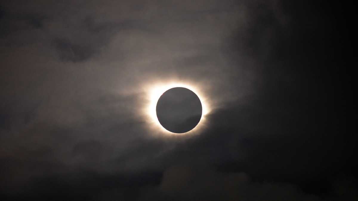 Mark your calendars now! Total solar eclipse next summer