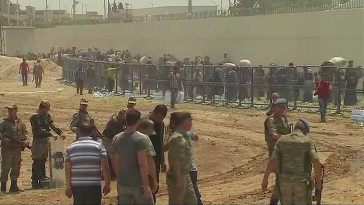 Syrian refugees cry foul as more governors try to close borders