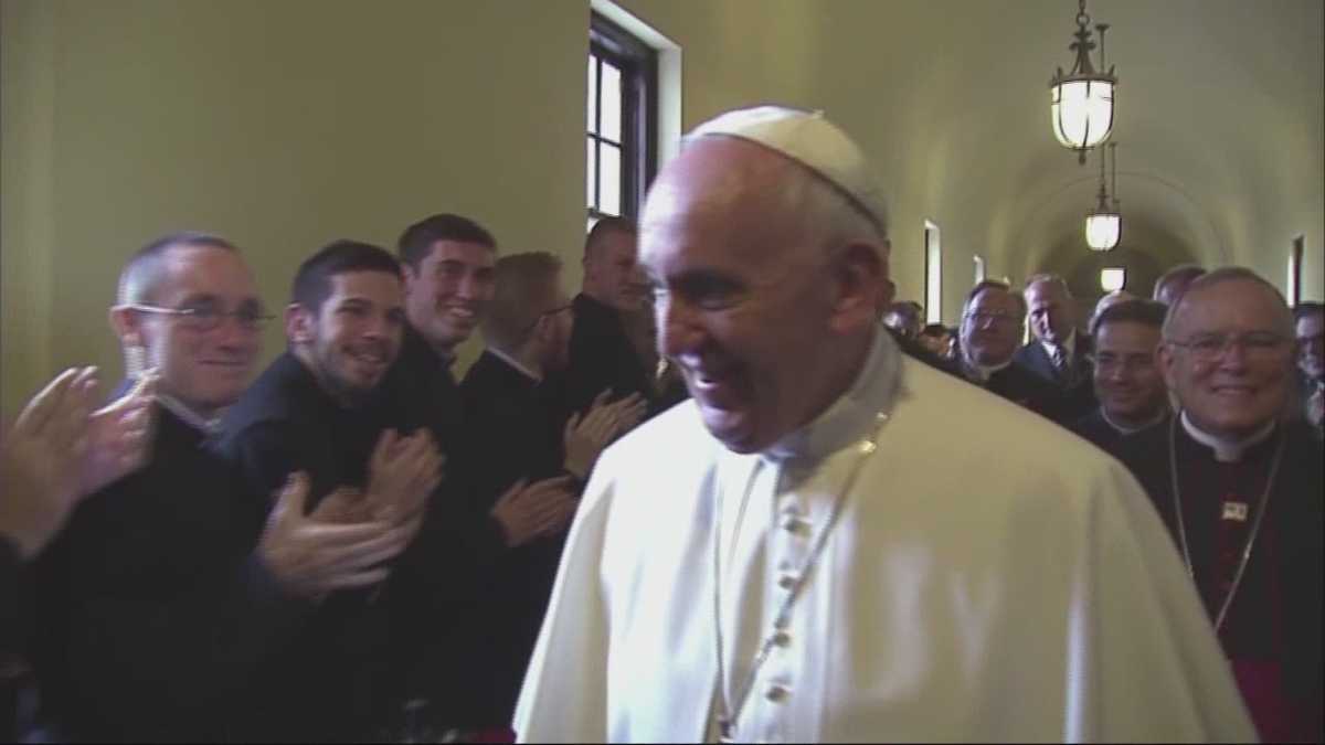 Pope uses popularity to chart new direction for church & US