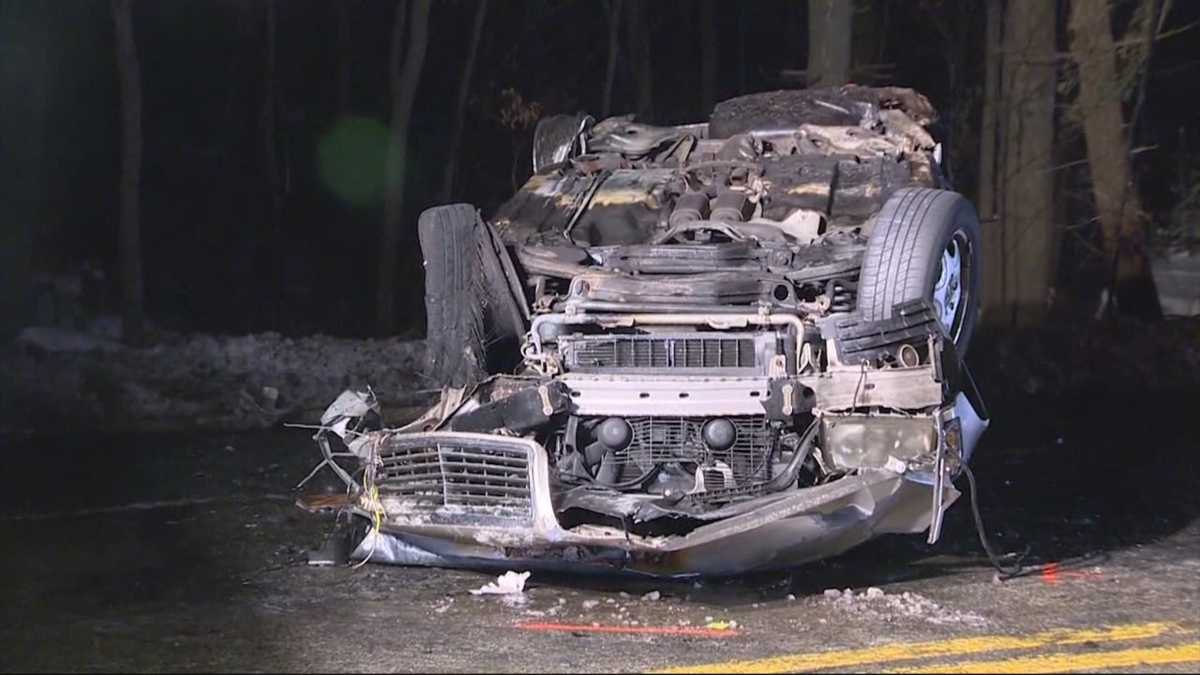 2 men killed in fiery car crash 2 men killed in fiery car crash