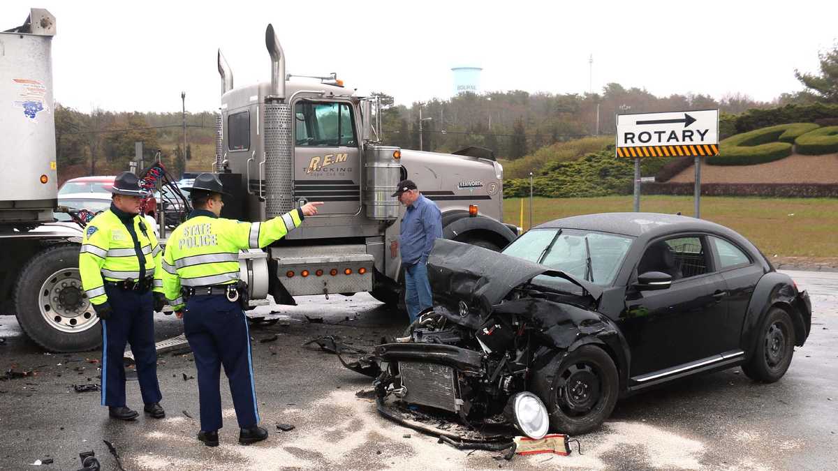 Multiple injuries, heavy delays after Bourne Rotary crash