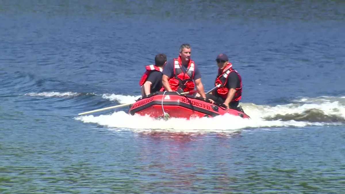 13-year-old swimming with friends drowns in Walden Pond