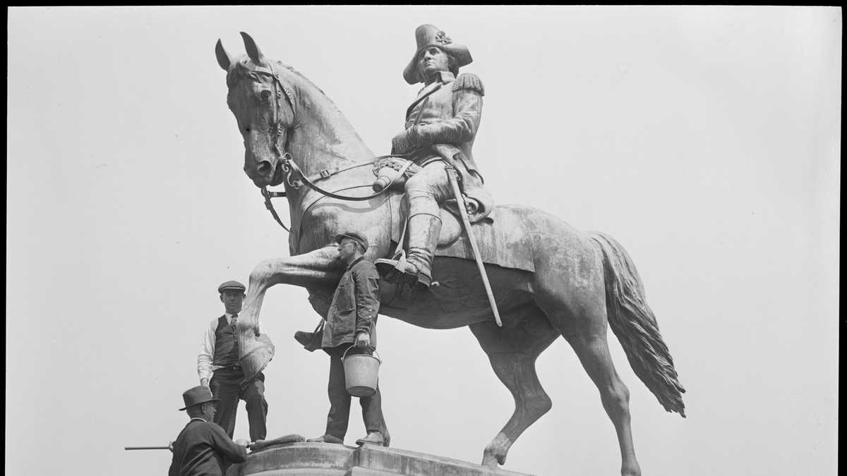 Historic photos: Boston statues and monuments
