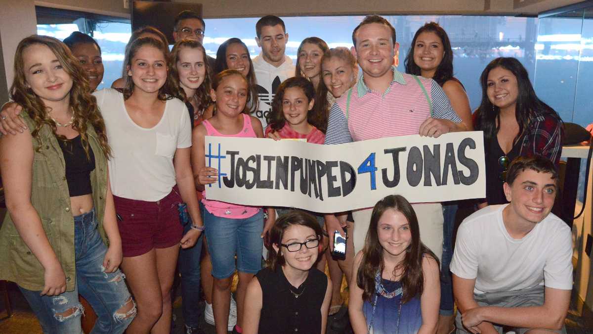 Nick Jonas visits young patients at Joslin Diabetes Center