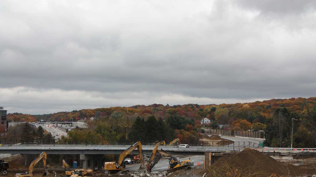 Southbound detours in place on Route 128 in Needham