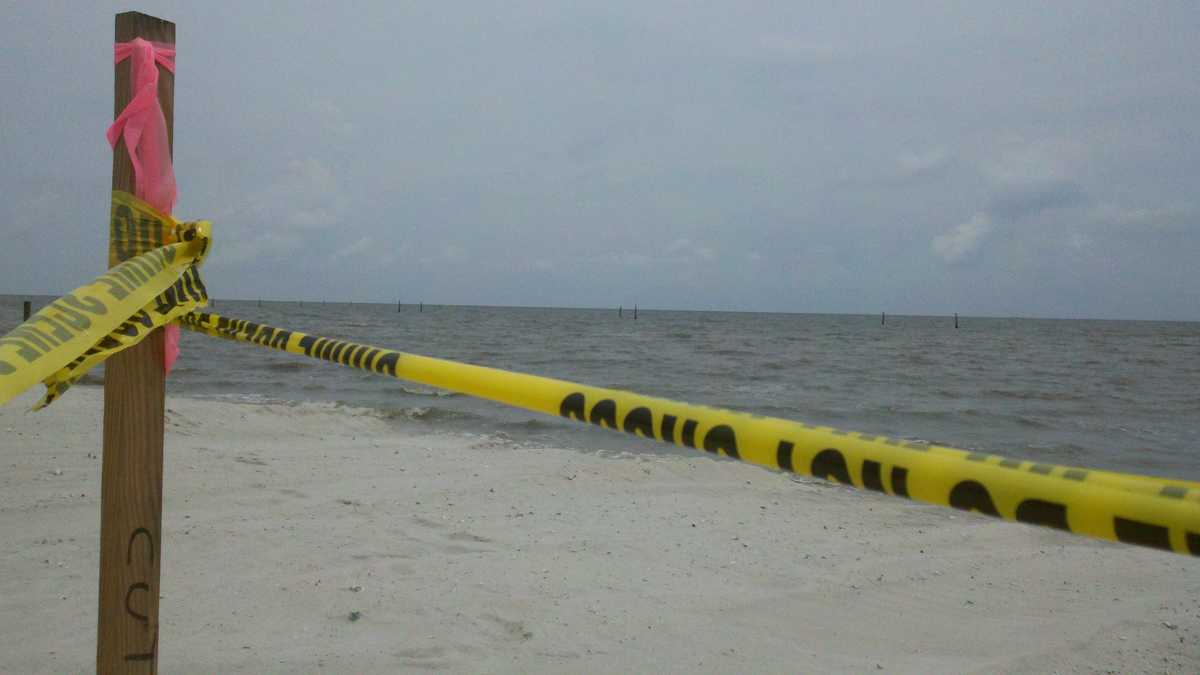 Images: Torso washes up on Miss. shore