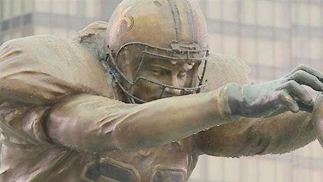 Images: Gleason statue unveiled