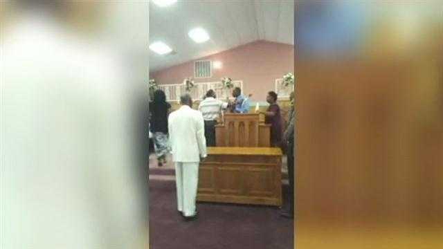 Fight breaks out in the middle of church service