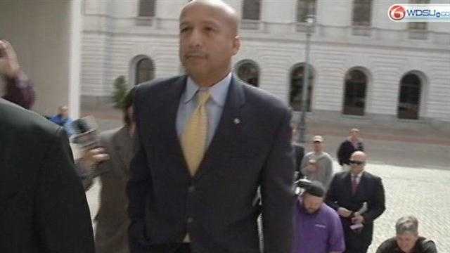Former New Orleans Mayor Ray Nagin pleads not guilty in court Wednesday