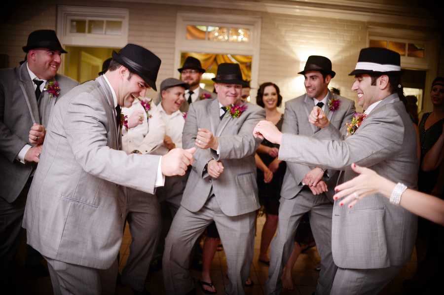 WDSU's Randi Rousseau ties the knot 1920's style