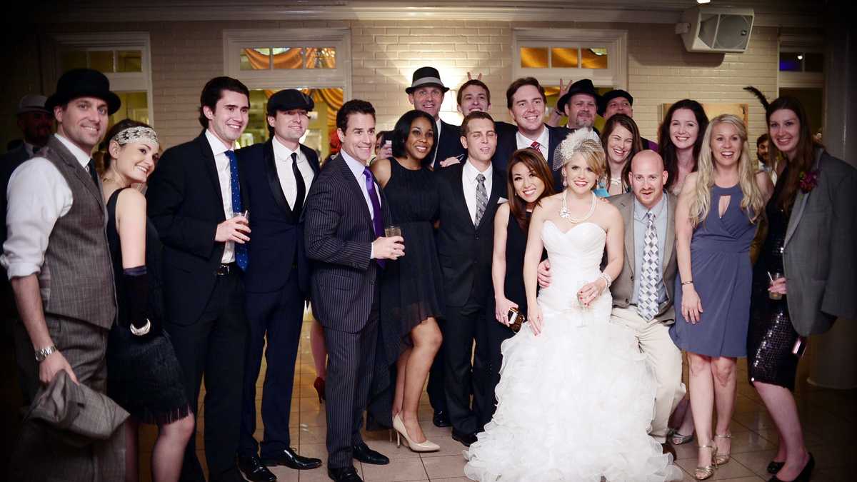 WDSU's Randi Rousseau ties the knot 1920's style