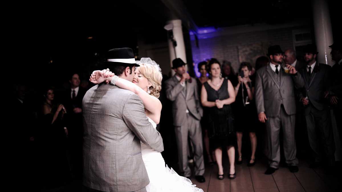 Images: WDSU's Randi Rousseau ties the knot 1920's style