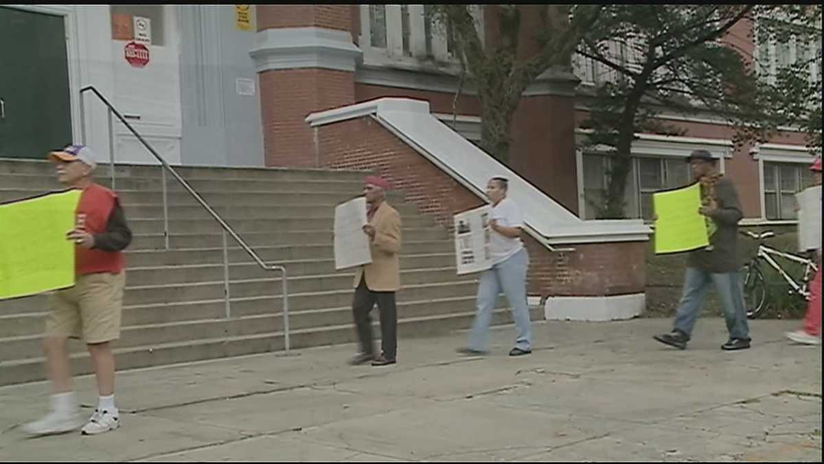 Poor conditions at school lead some to call for removal of students