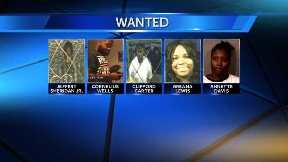 5, including card dealer, sought in cheating, swindling case at Harrah ...