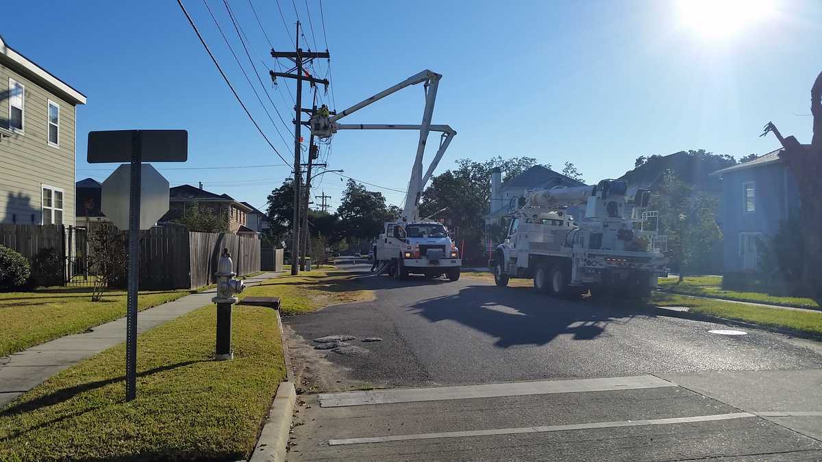Power outage in Lakeview neighborhood forces late start for school