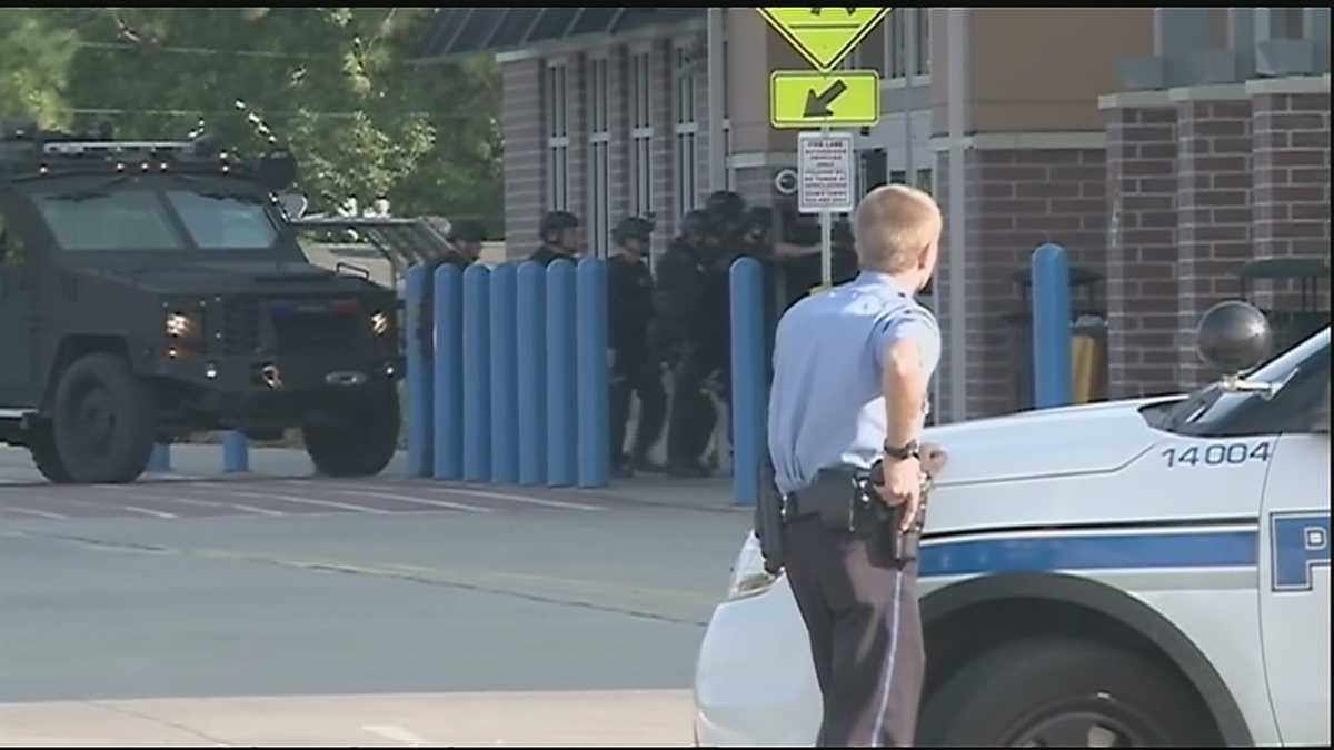 Gentilly Walmart reopens after gunman walks into store, SWAT team called in