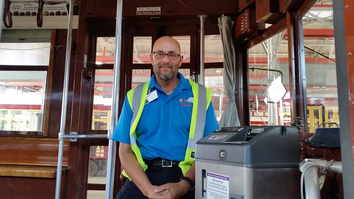Photos: Life of a New Orleans streetcar driver, one cool Crescent City job