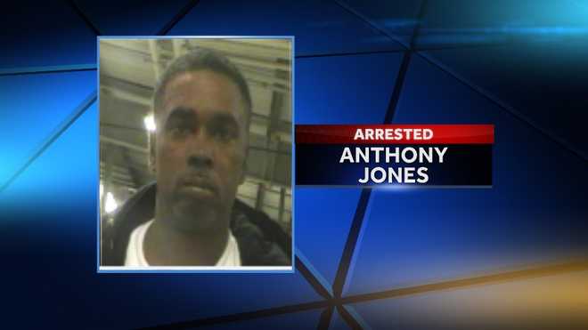 Coroner's office identifies mother stabbed to death inside Seventh Ward ...