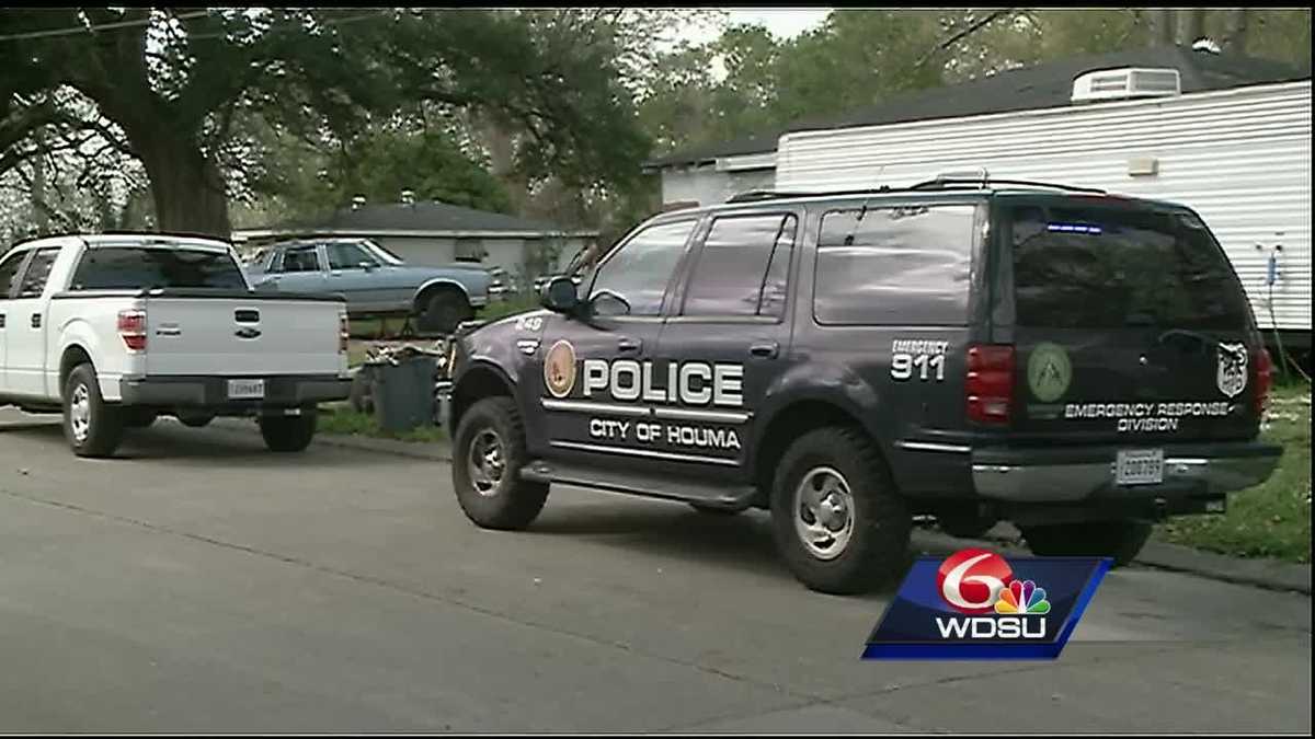 Two men arrested after children used during standoff with police in Houma