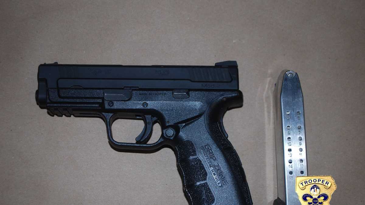 Images of shooter, guns used in Baton Rouge attack on police released