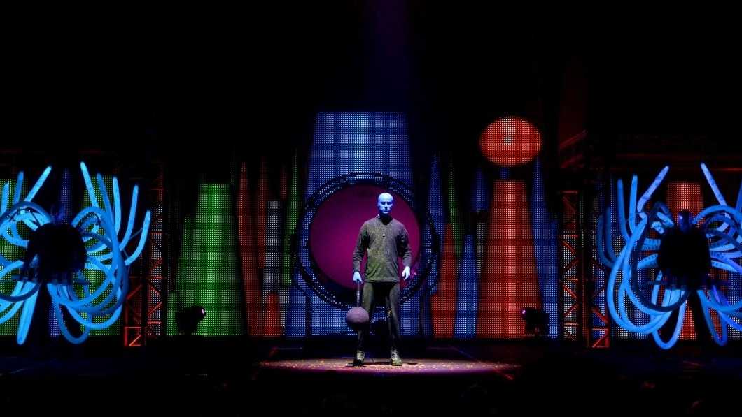 Images: New Blue Man Group Show Debuts At Universal