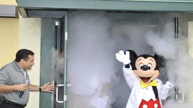 Images: Many looks of Mickey Mouse