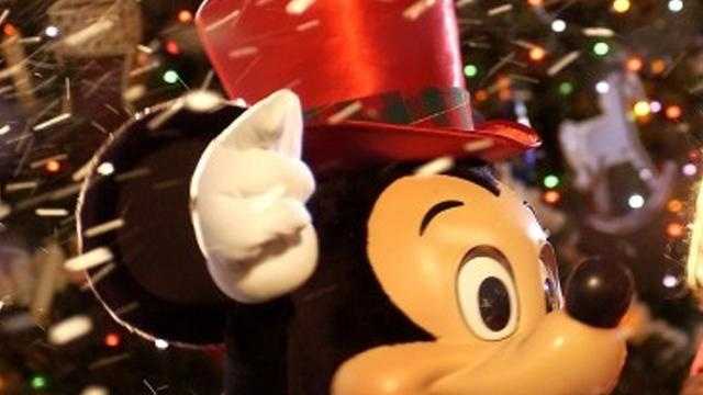 Images: Many looks of Mickey Mouse