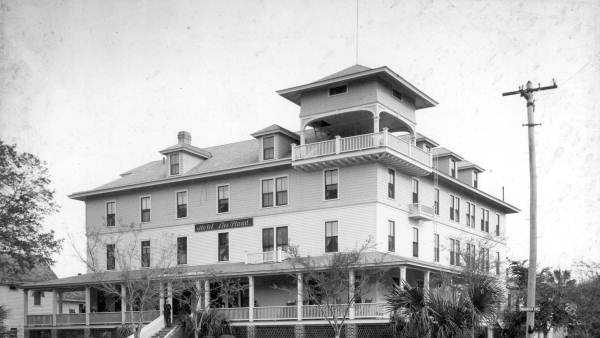 In pictures: Daytona Beach from 1880 to 2015