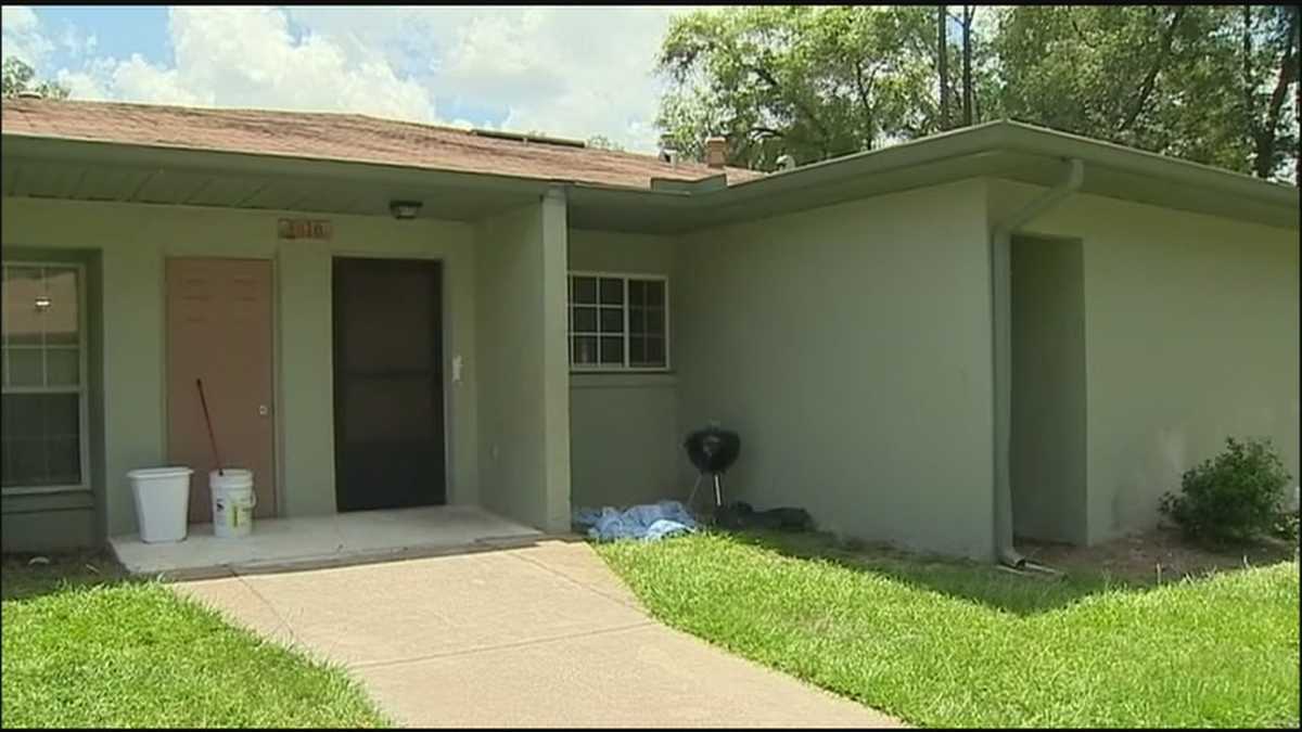 Residents bound as thieves ransack home