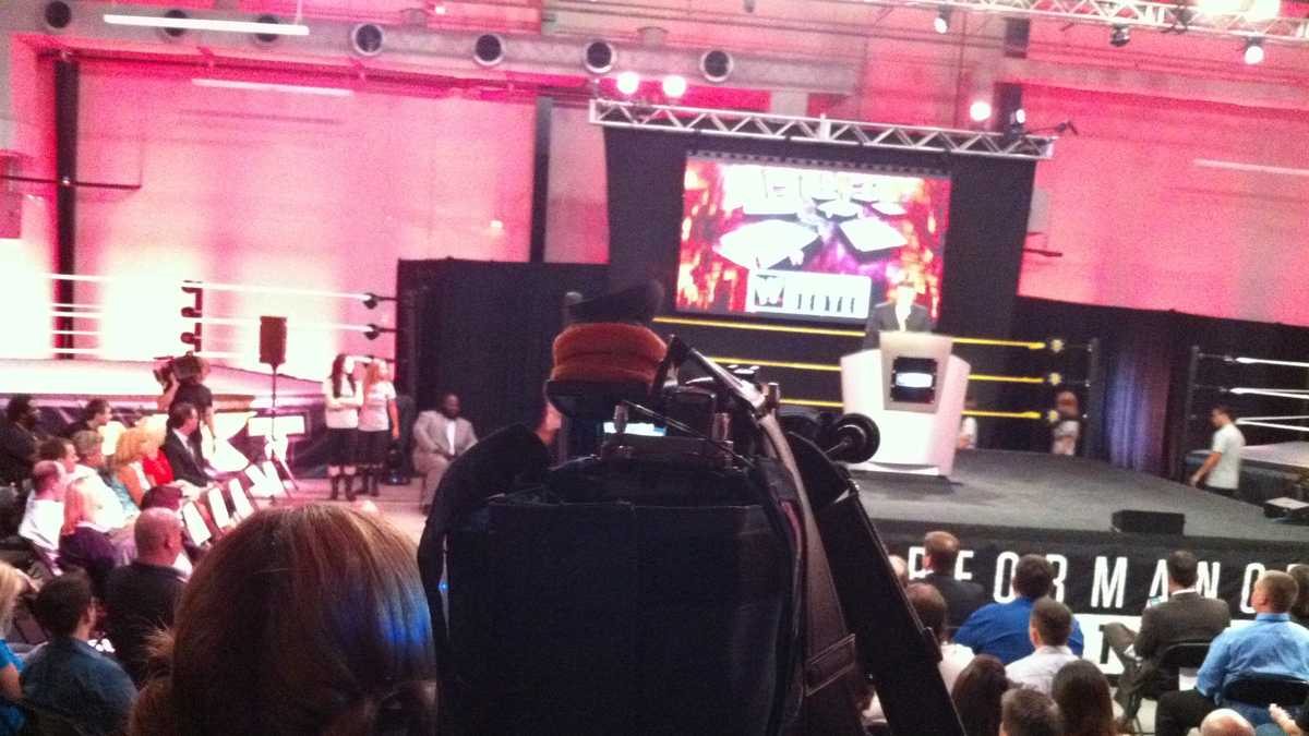 Photos: WWE trains at new Orlando facility