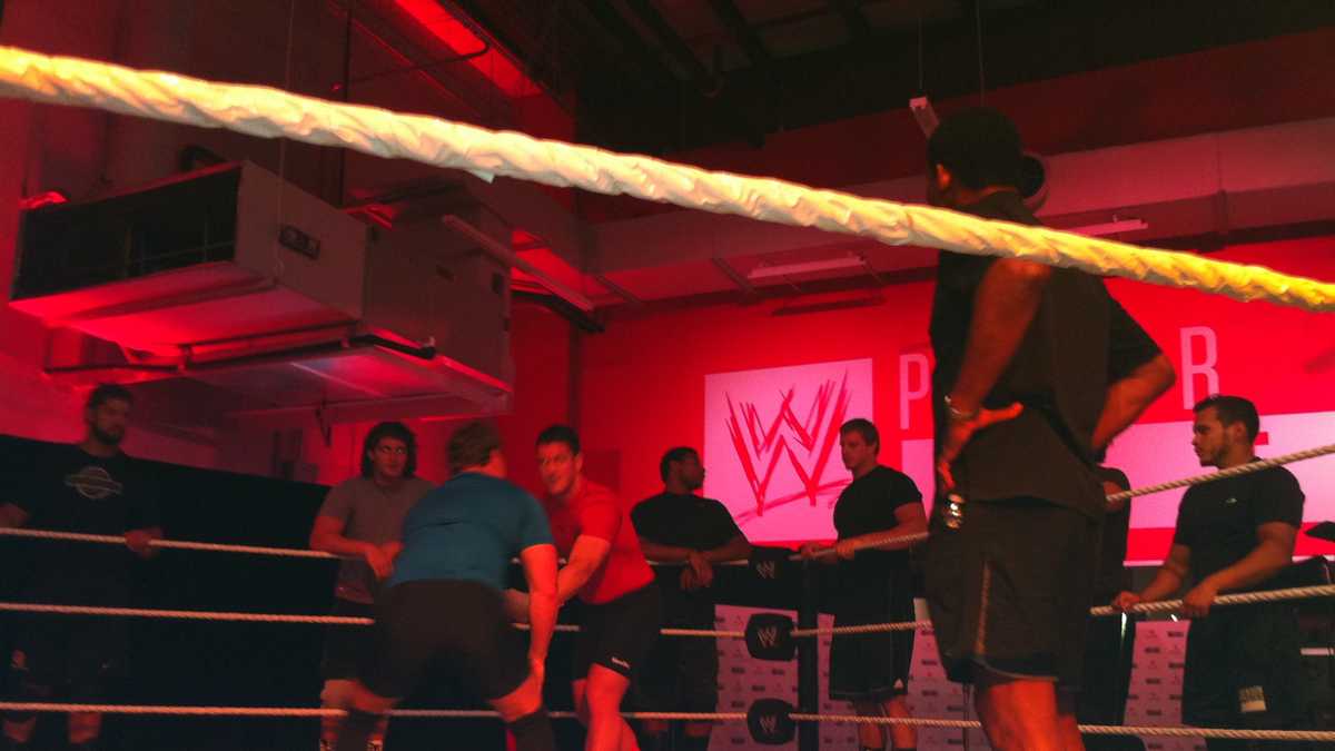 Photos: WWE trains at new Orlando facility