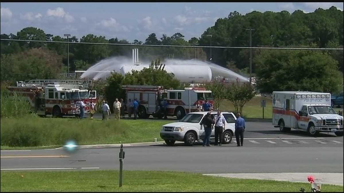 Crews draining leaky propane tank after plant explosions