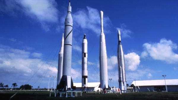 50 photos: History of the Kennedy Space Center