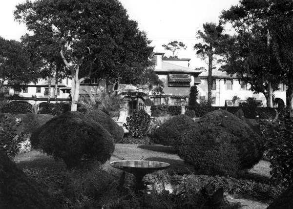 Images: John D. Rockefeller's home 'The Casements'