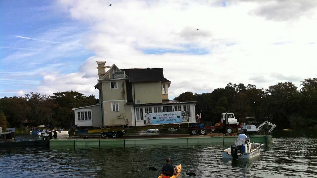 Images: Capen House moves across Lake Osceola