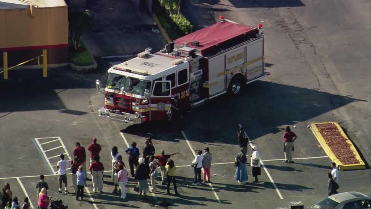 Photos: Vehicle crashes into Popeyes in Orlando